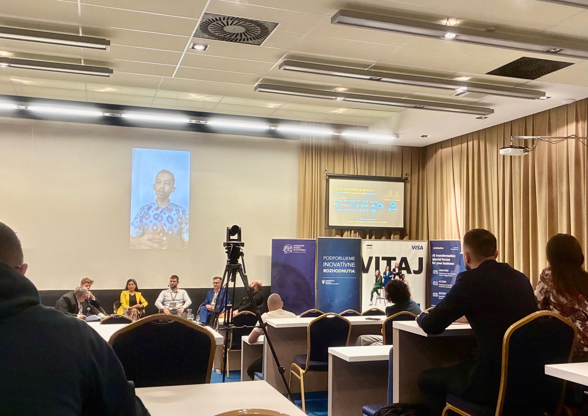 AI už dnes rozhoduje o vašom úvere: singapurská expertka Neha Mehta na konferencii Finweek ...